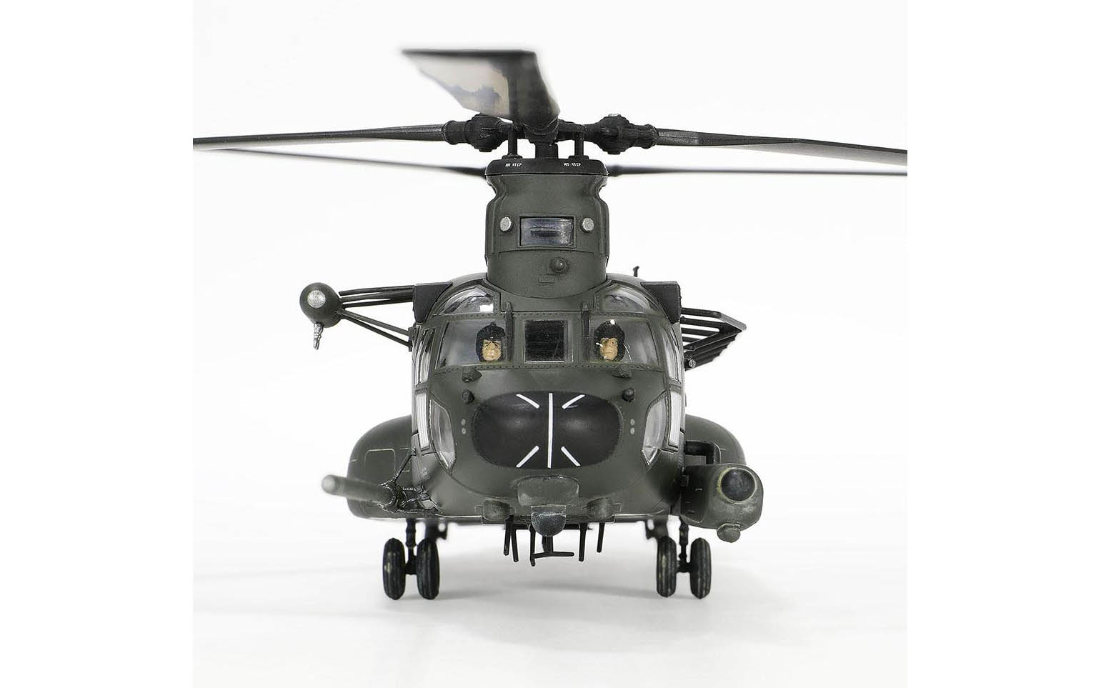 Boeing Chinook MH-47G Helicopter - Forces of Valor FOV-821005E ...