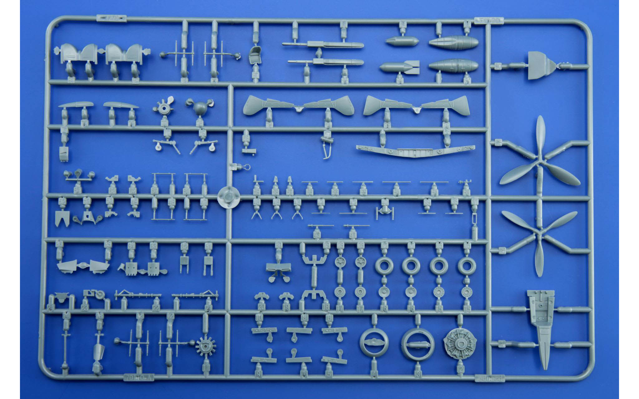Fw 190A-5 - ProfiPACK Edition - Eduard 70116 | kingshobby.com