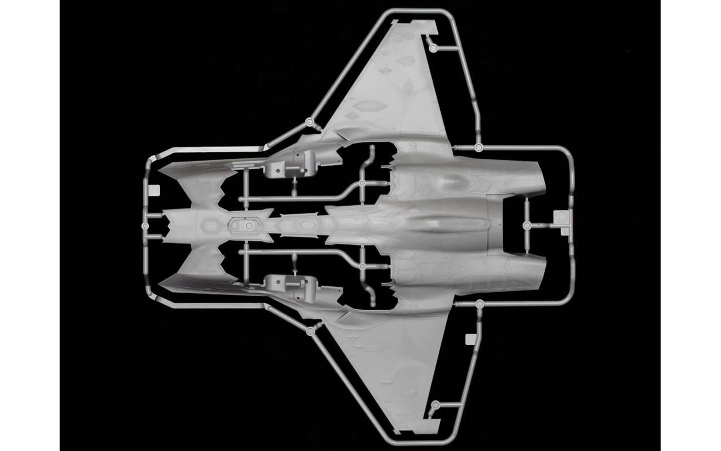 Lockheed F-35A Lightning II - Tamiya 61124 | kingshobby.com