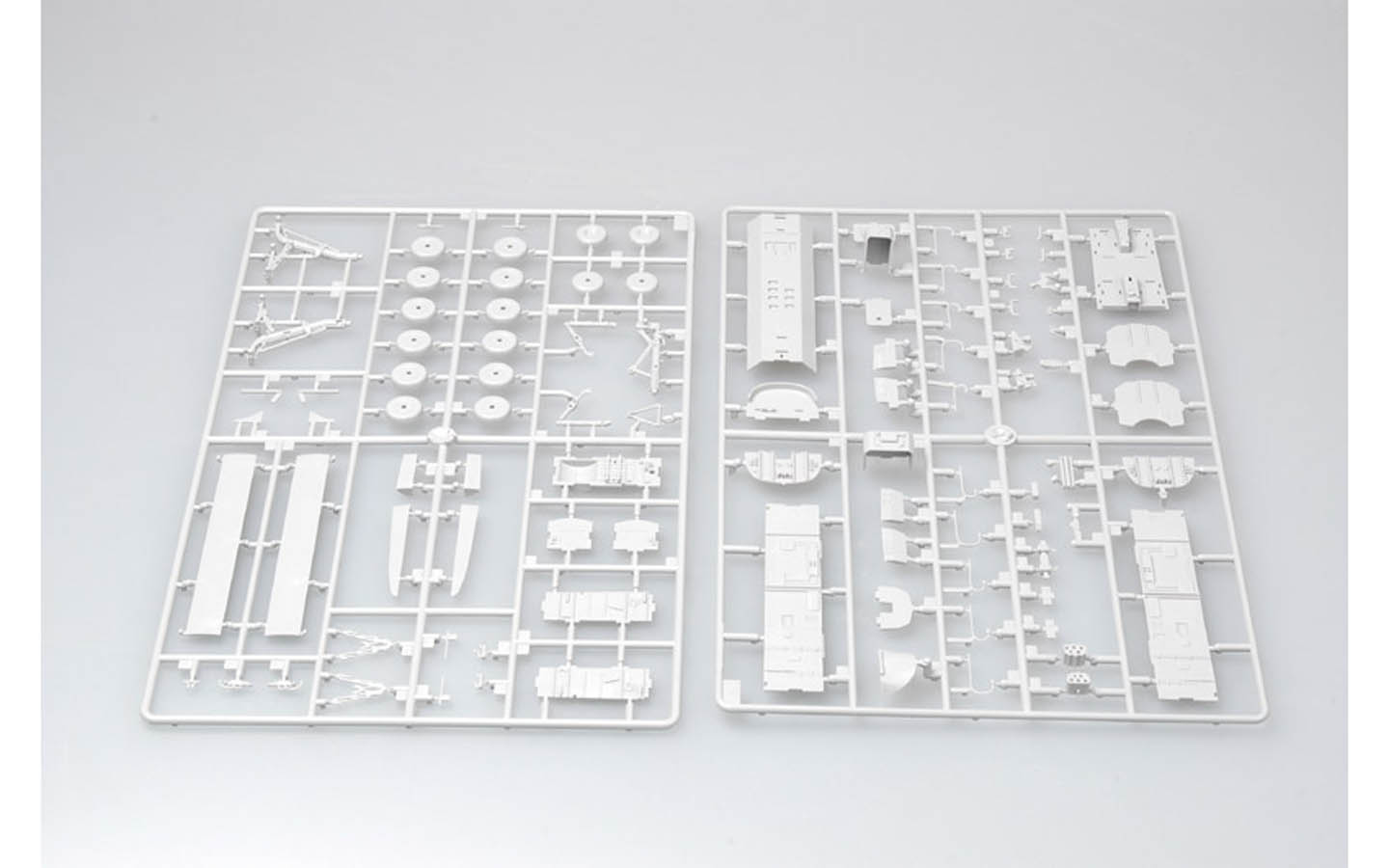 Tu-22M2 Backfire B Strategic bomber - Trumpeter 01655 | kingshobby.com
