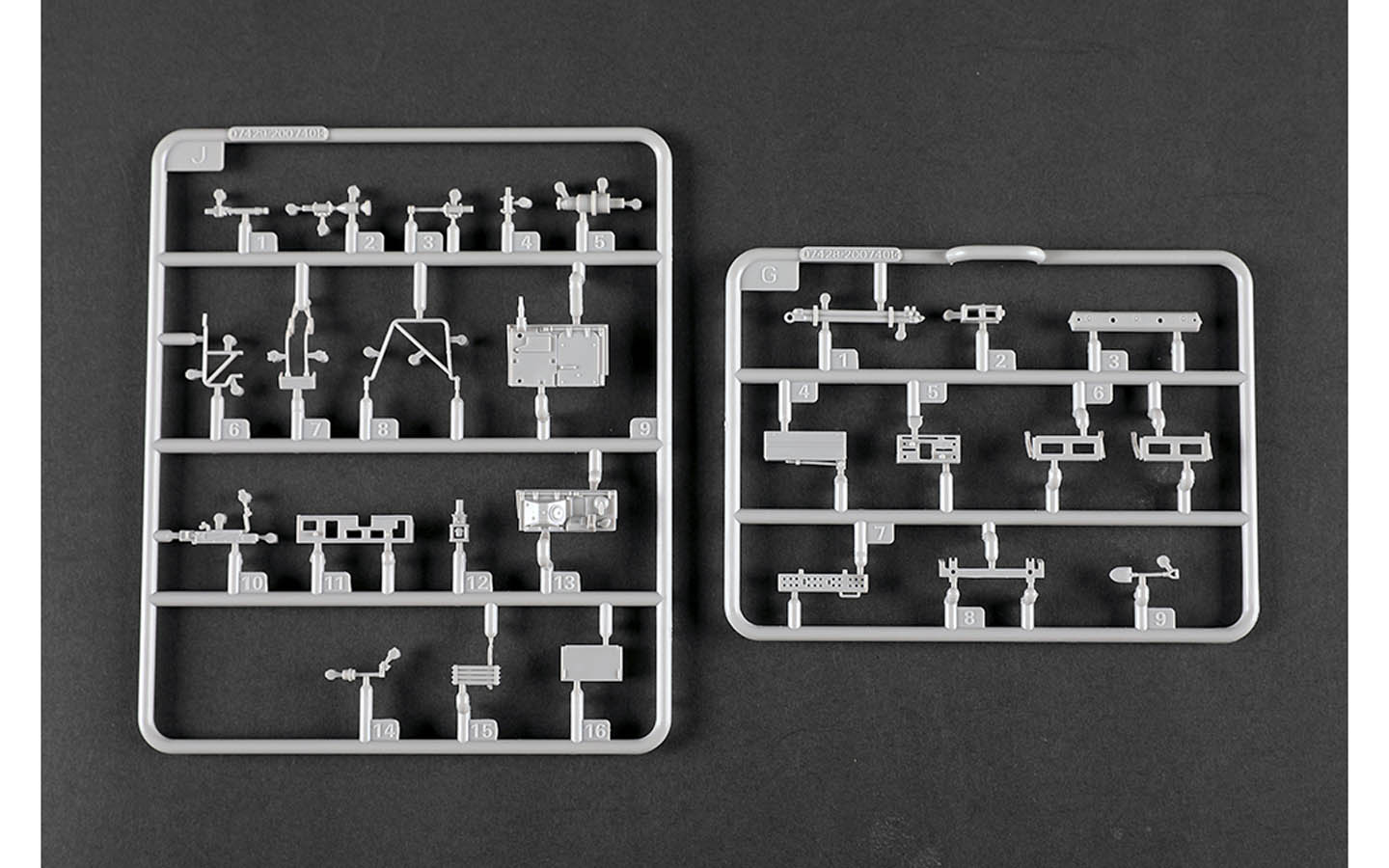 M1135 Stryker NBC RV - Trumpeter 07429 | kingshobby.com