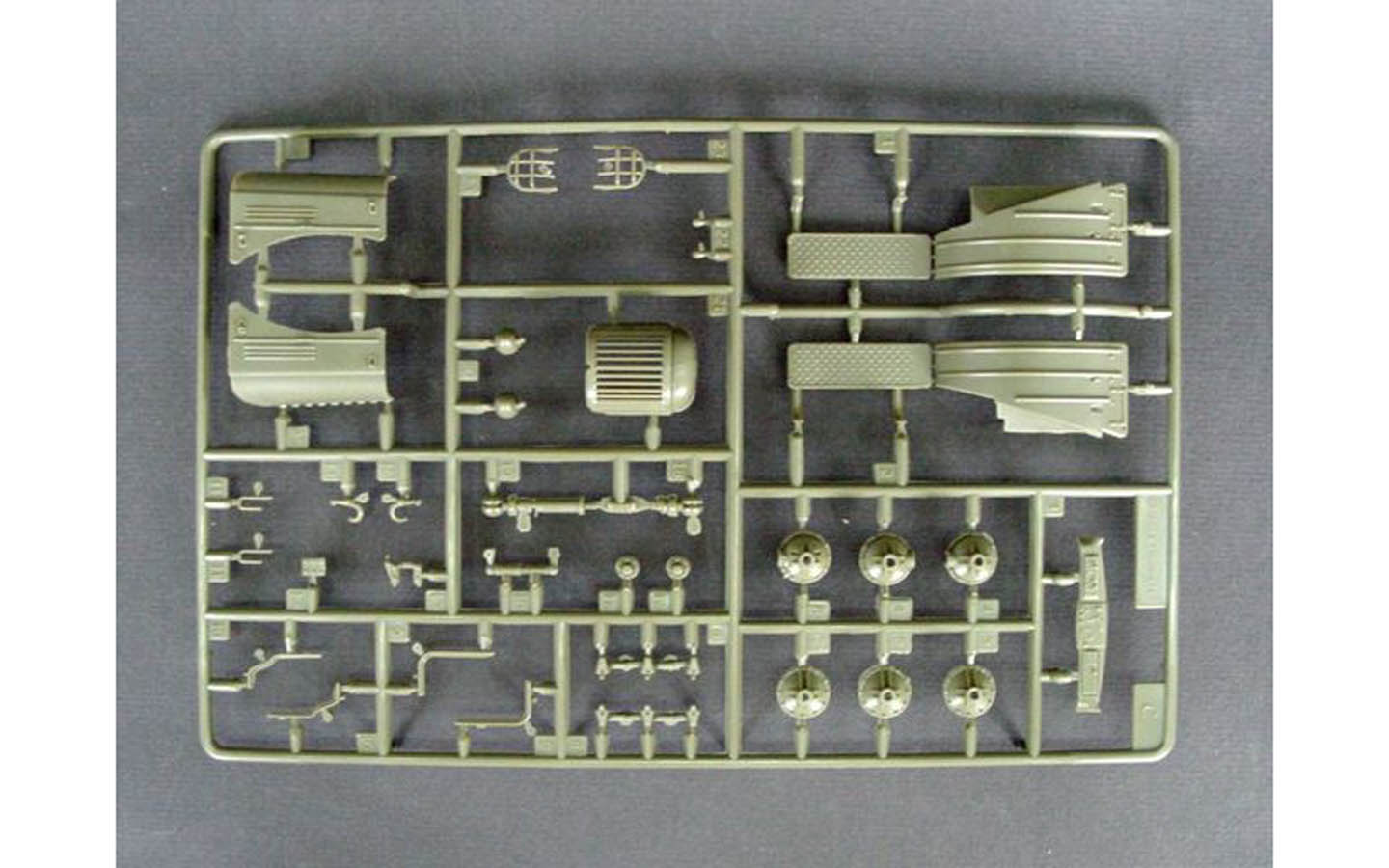 SA-2 Guideline Missile on Transport Trailer - Trumpeter 00204 ...