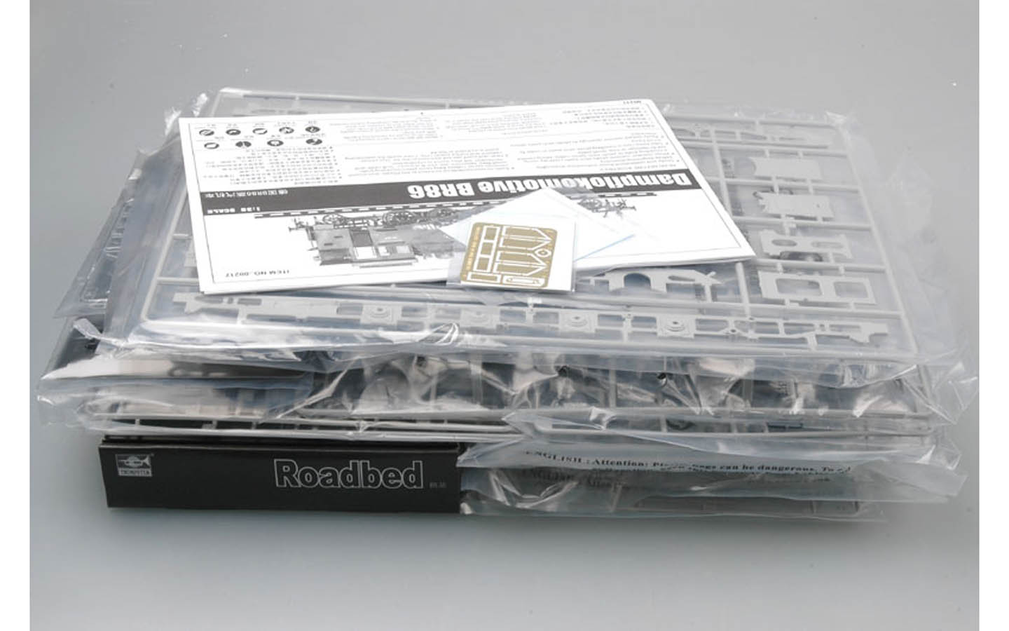 Dampflokomotive BR86 - Trumpeter 00217 | kingshobby.com