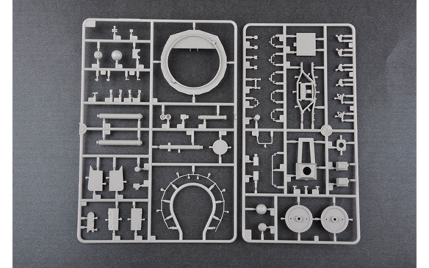 Soviet PL-37 Light Artillery Wagon - Trumpeter 00222 | kingshobby.com
