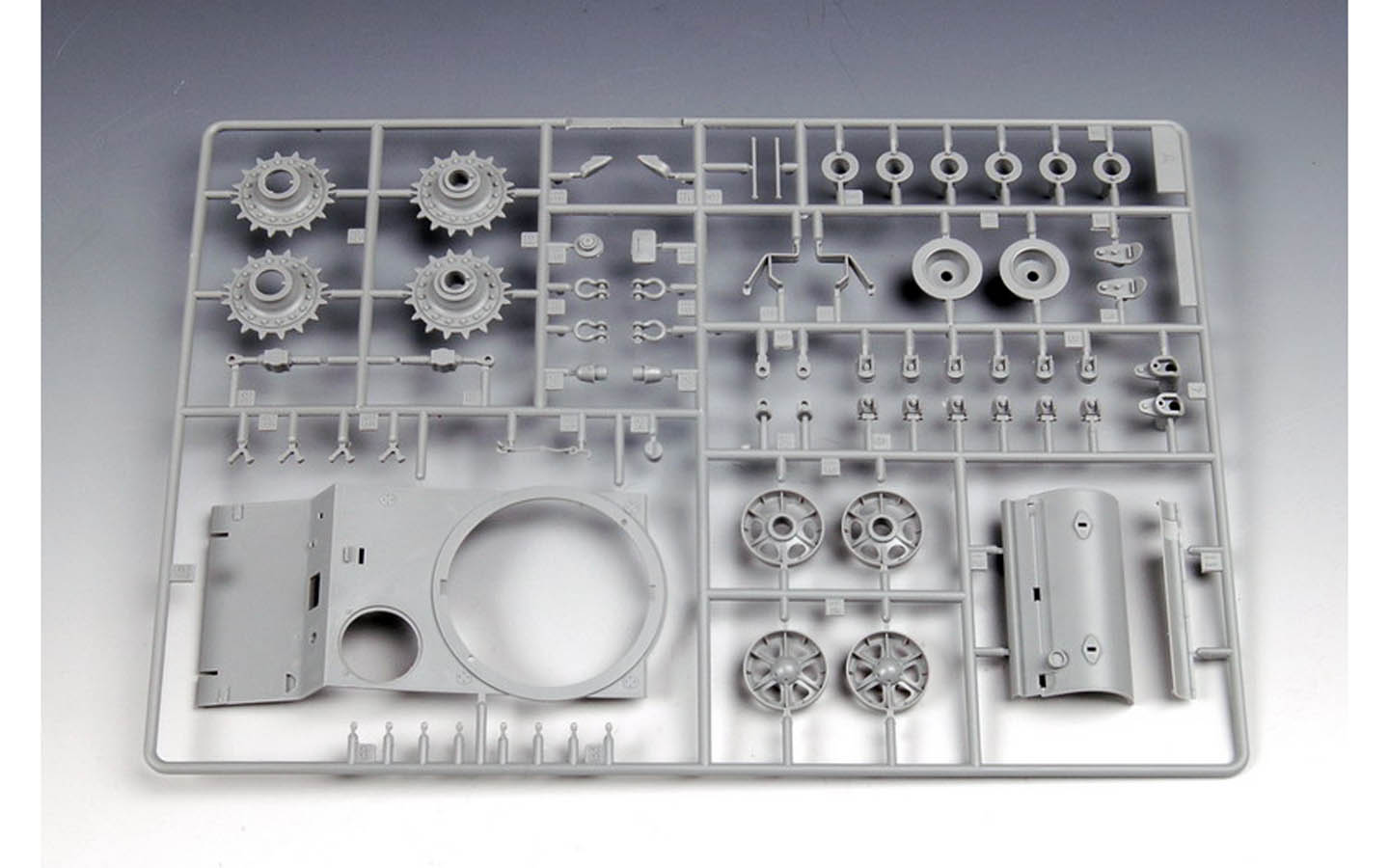 Russia KV-2 Tank - Trumpeter 00312 | kingshobby.com