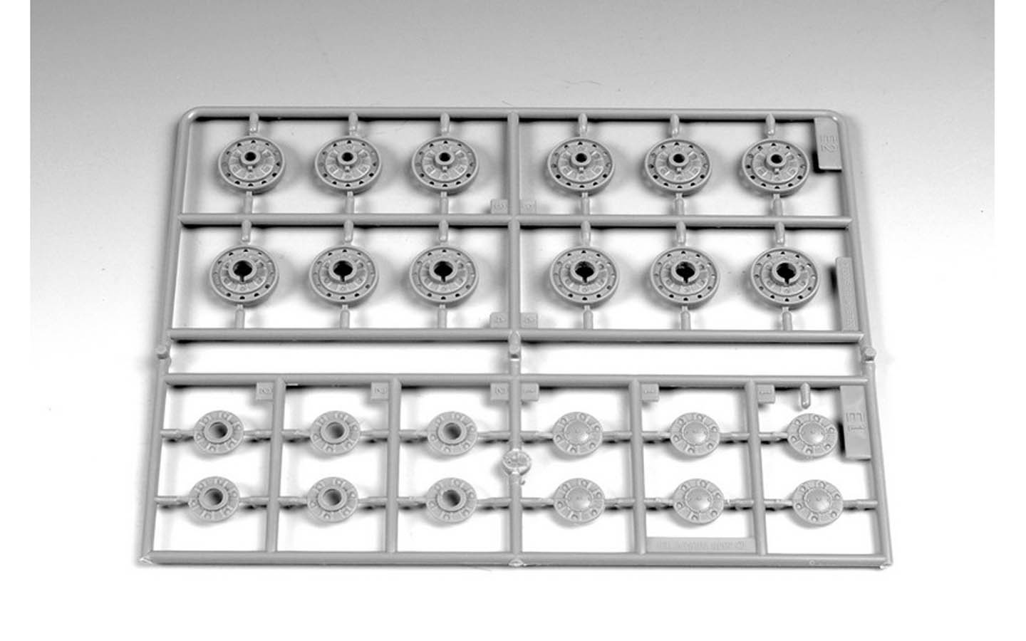 Russia KV-2 Tank - Trumpeter 00312 | kingshobby.com