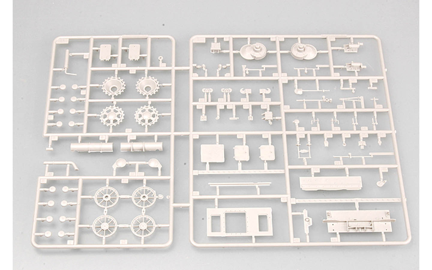 German Pz. Kpfw. IV Ausf D/E Fahrgestell - Trumpeter 00362 | kingshobby.com