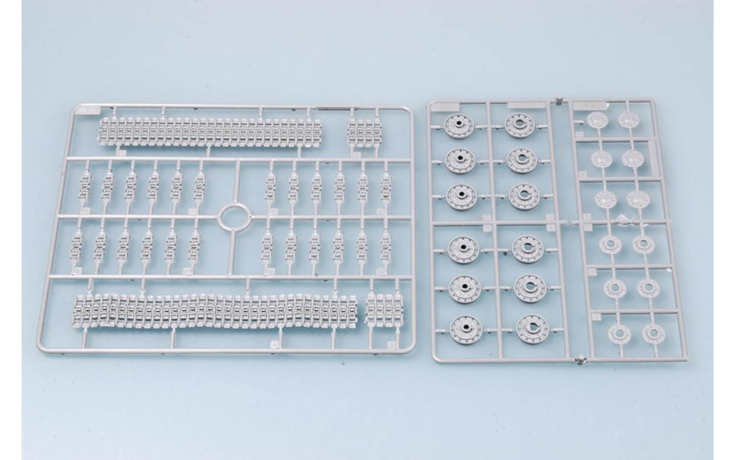 German Pz.Kpfm KV-2 754(r) Tank - Trumpeter 00367 | kingshobby.com
