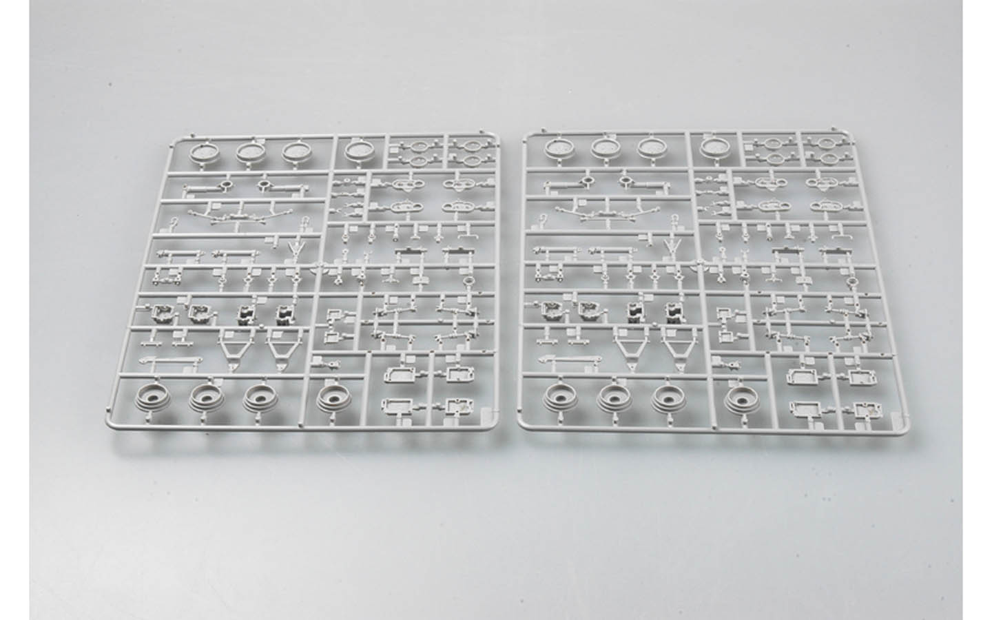 M1130 Stryker Command Vehicle - Trumpeter 00397 | kingshobby.com