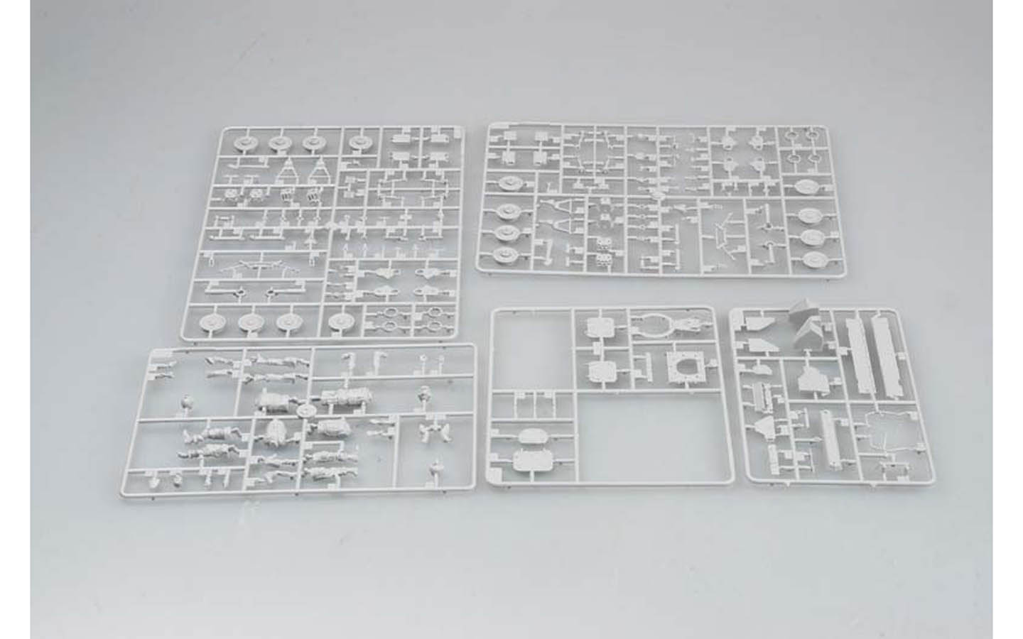 M1134 Stryker Anti-Tank Guided Missile (ATGM) - Trumpeter 00399 ...