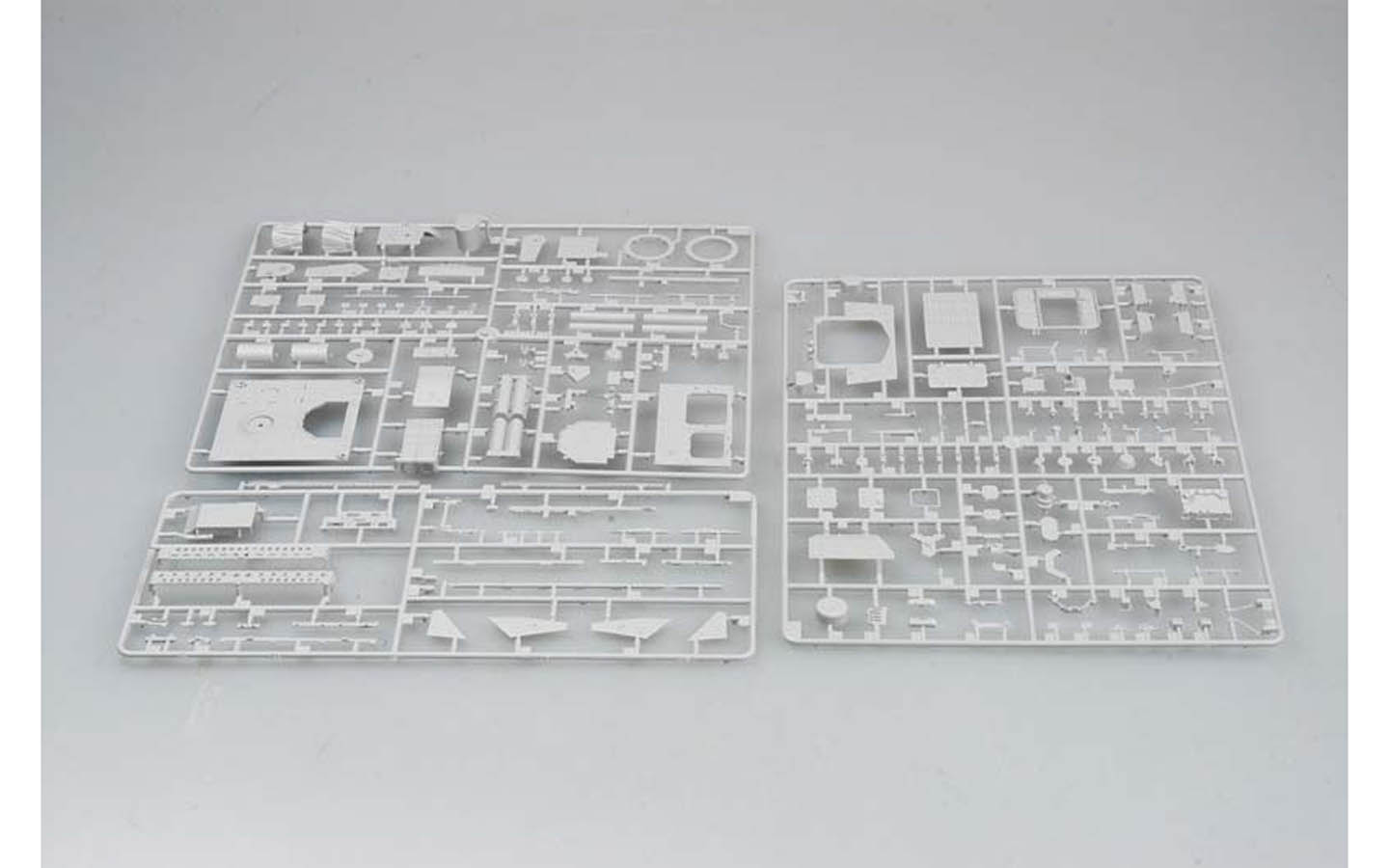 M1134 Stryker Anti-Tank Guided Missile (ATGM) - Trumpeter 00399 ...