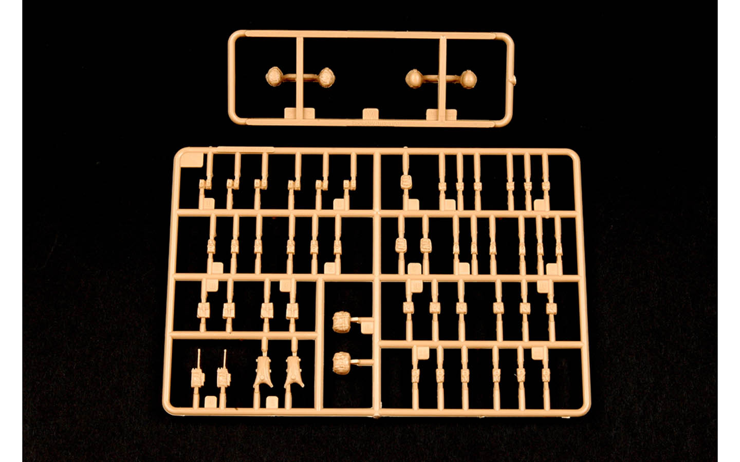 Modern U.S. Soldiers Logistics Supply Team - Trumpeter 00429 ...