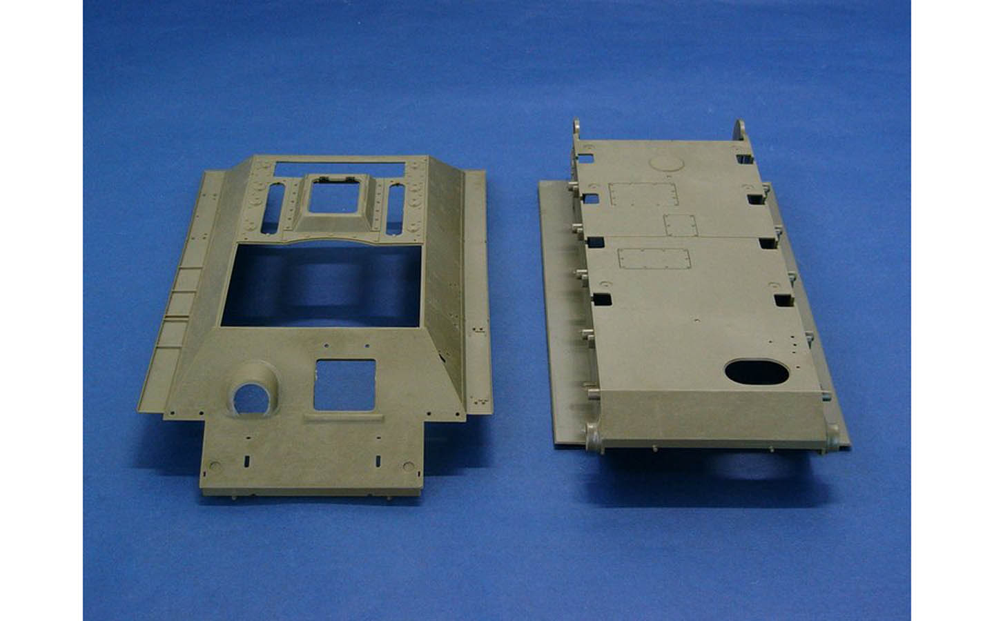 T-34/85 Model 1944 Factory Nr.174 - Trumpeter 00904 | kingshobby.com