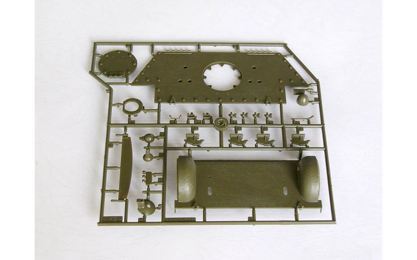 T-34/76 Model 1942 Tank - Trumpeter 00905 | kingshobby.com