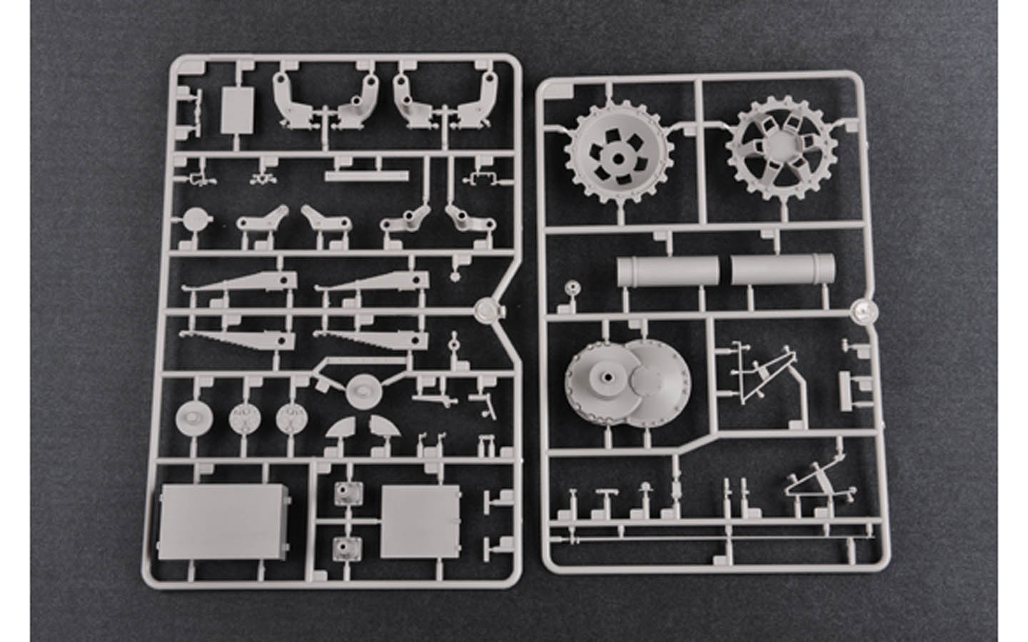German PzKpfw IV Ausf. J Medium Tank - Trumpeter 00921 | kingshobby.com