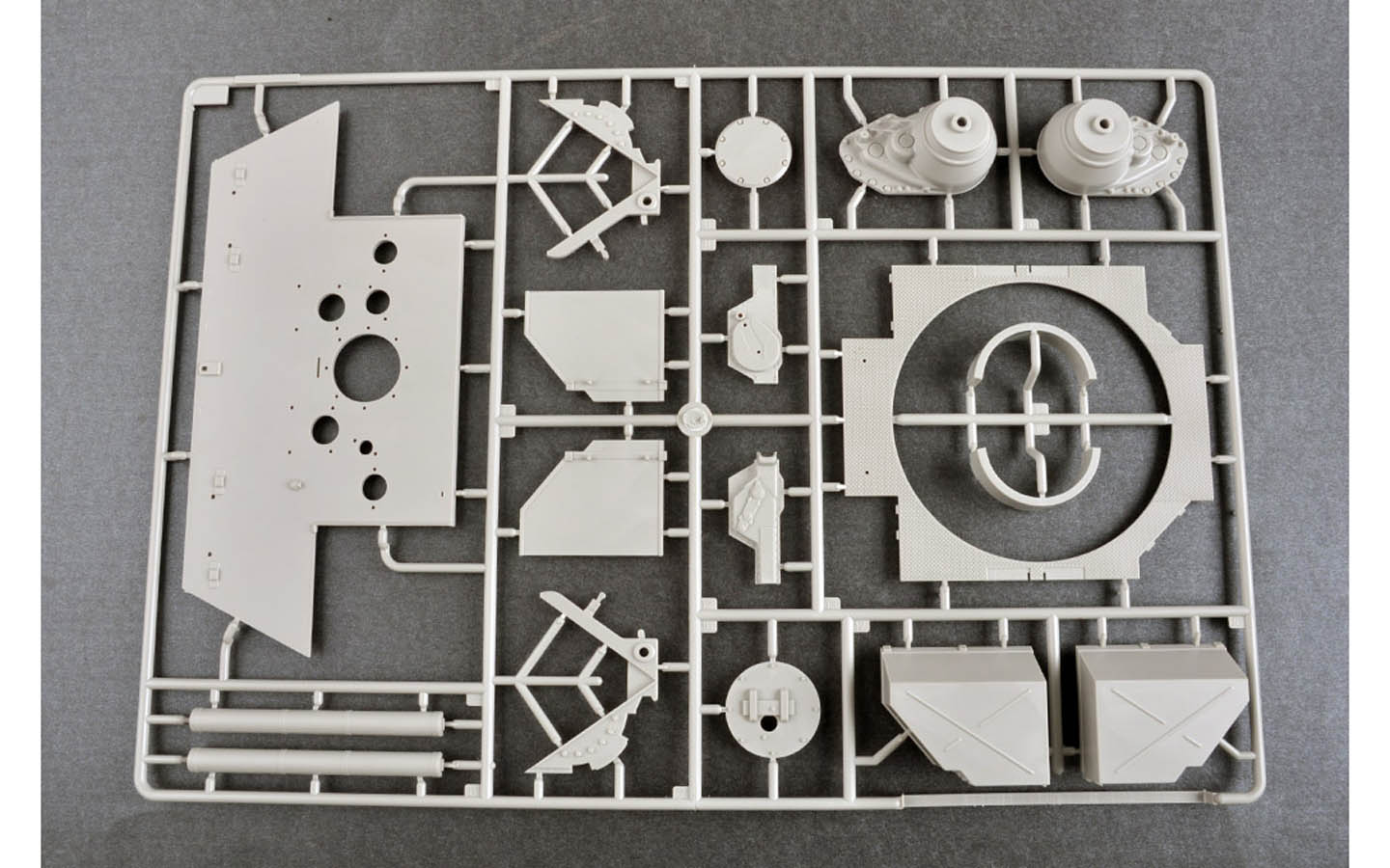 German Sd.Kfz 173 Jagdpanther Early Version - Trumpeter 00934 ...