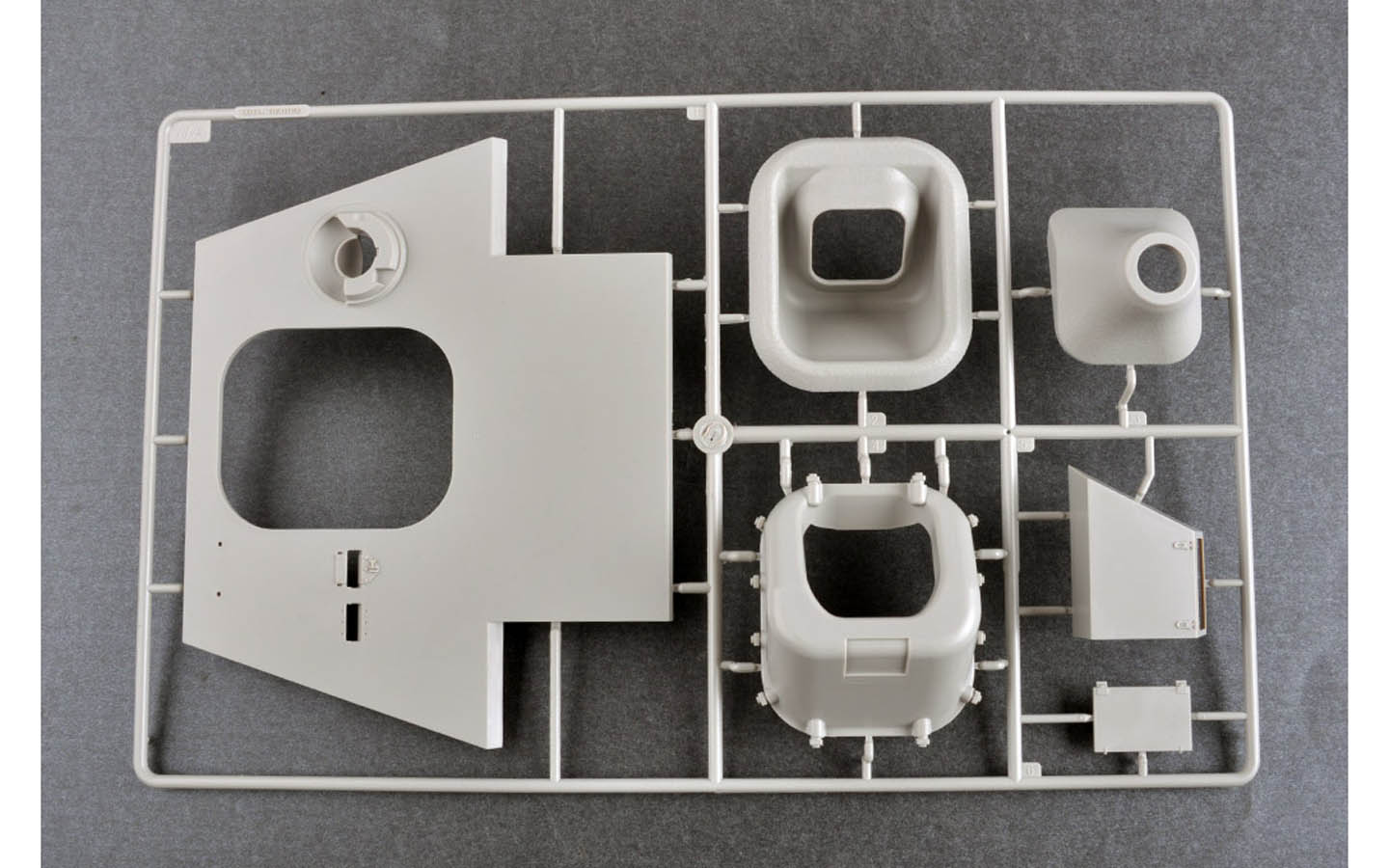 German Sd.Kfz 173 Jagdpanther Early Version - Trumpeter 00934 ...