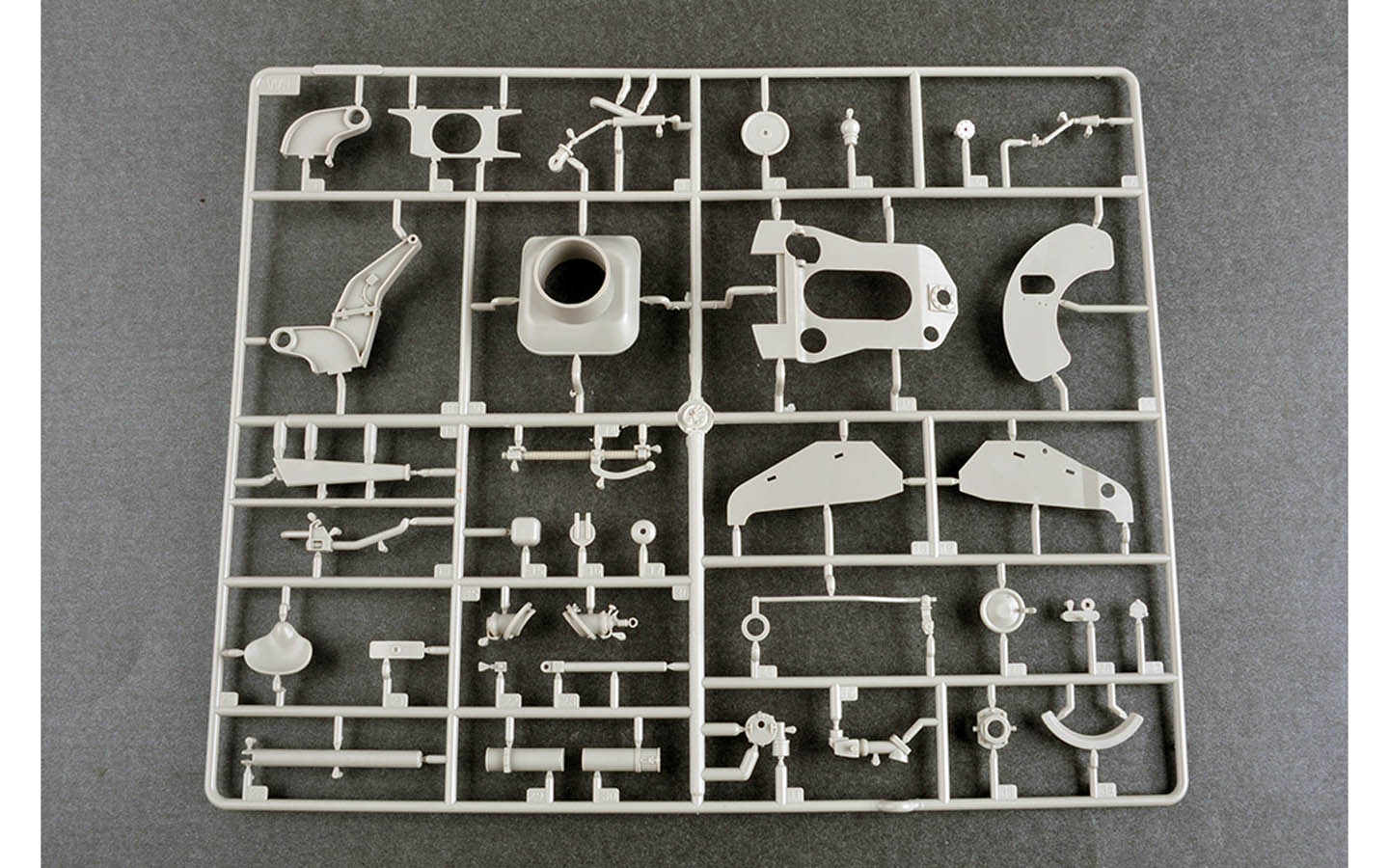 German Sd.Kfz 173 Jagdpanther Early Version - Trumpeter 00934 ...