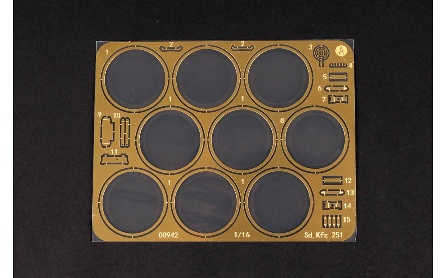 Sd.Kfz 251 D - Trumpeter 00942 | kingshobby.com