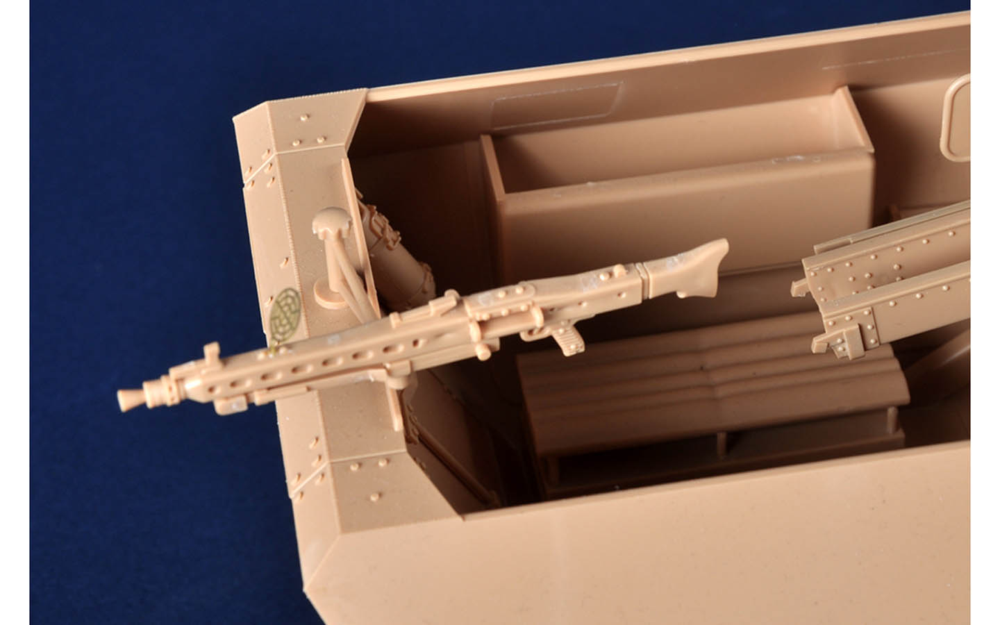 Sd.Kfz. 251/22 Ausf. D - Trumpeter 00943 | kingshobby.com