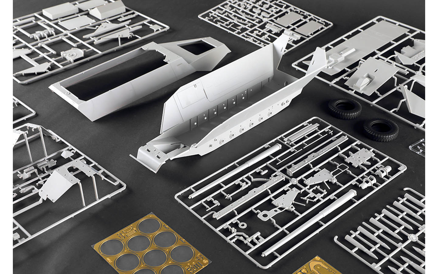 Sd.Kfz. 251/22 Ausf. D - Trumpeter 00943 | kingshobby.com