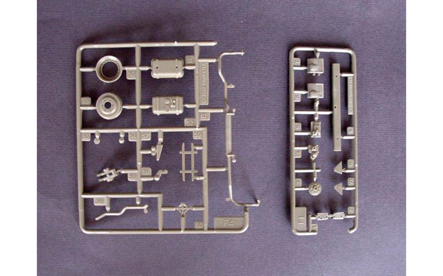 Chinese Jiefang CA-30 Military Truck - Trumpeter 01002 | kingshobby.com