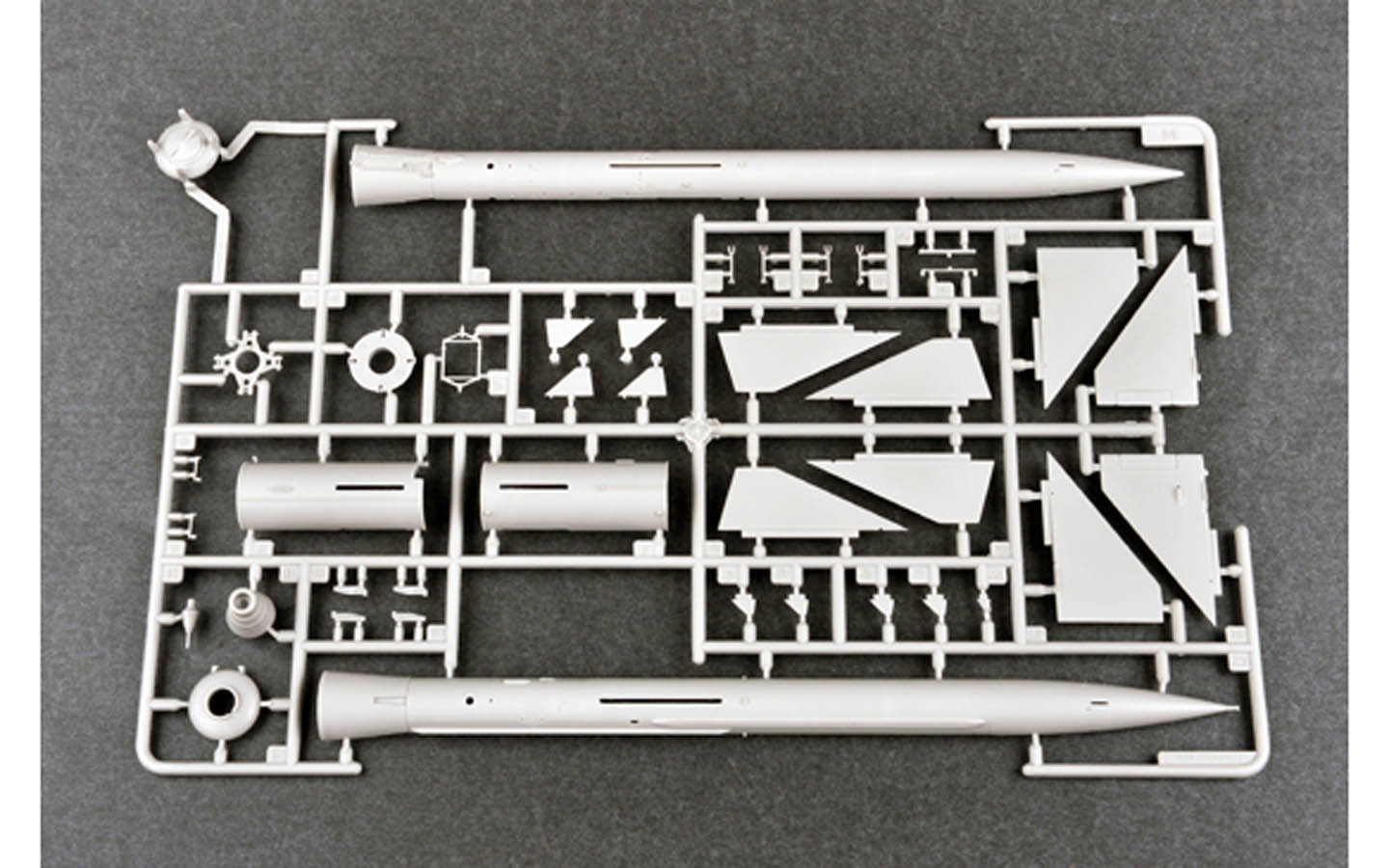 Russian Zil-131V Towed PR-11 SA-2 Guideline - Trumpeter 01033 ...