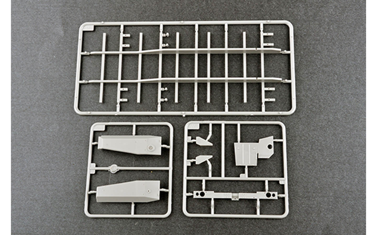 MAZ-7313 Truck - Trumpeter 01050 | kingshobby.com