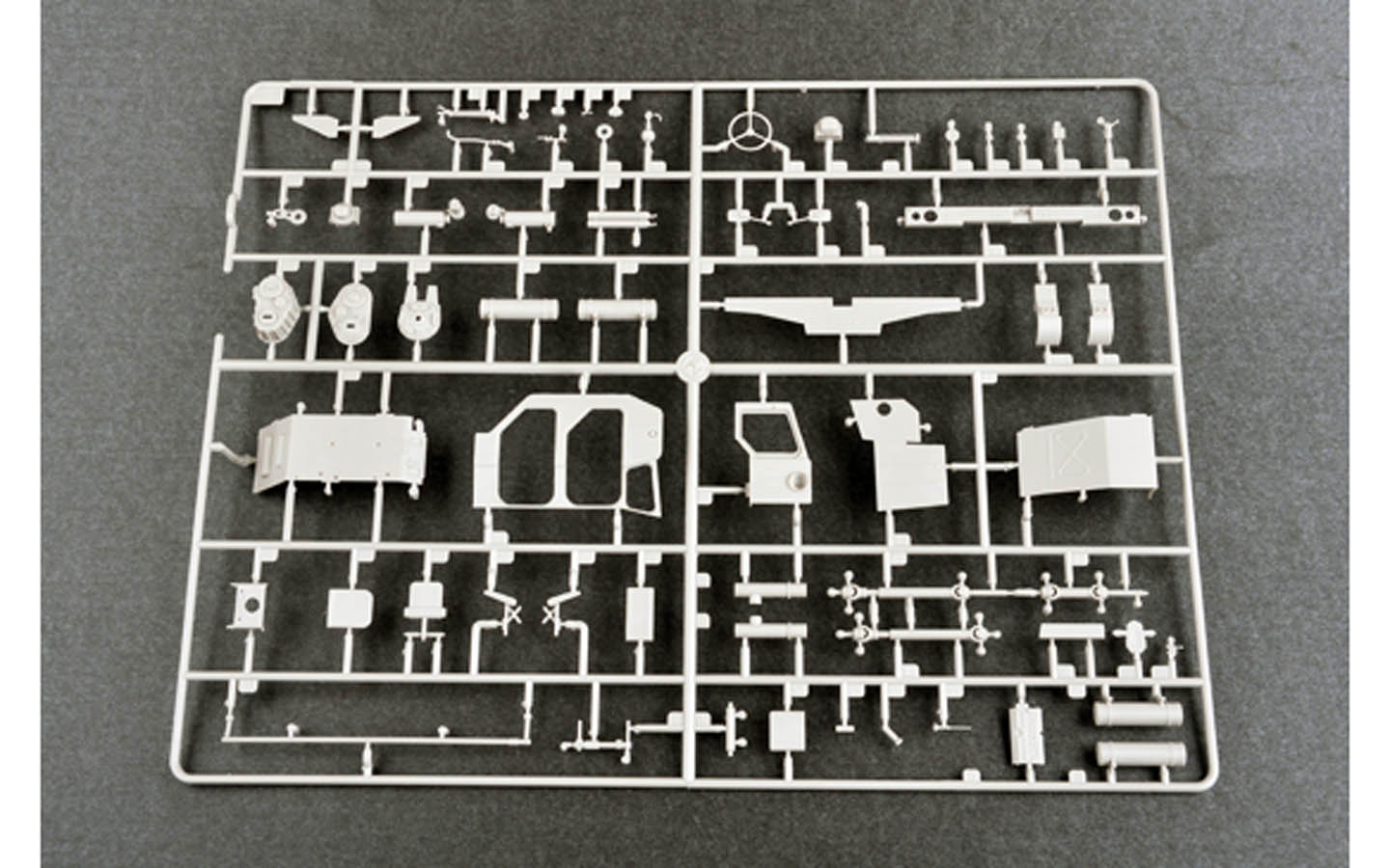 DPRK Hwasong-5, Short Range Tactical Ballistic Missile - Trumpeter ...