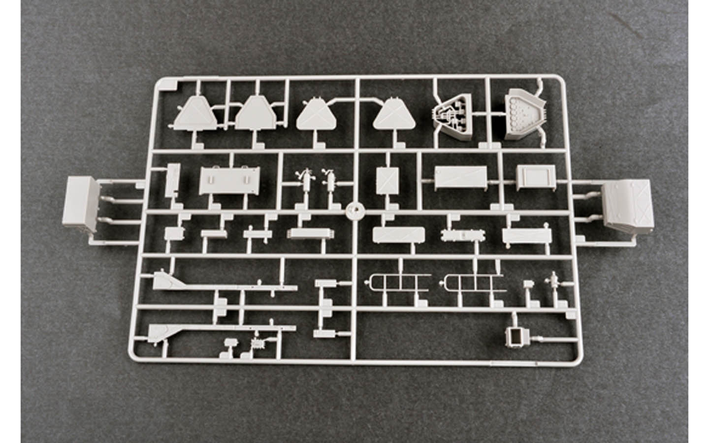 DPRK Hwasong-5, Short Range Tactical Ballistic Missile - Trumpeter ...