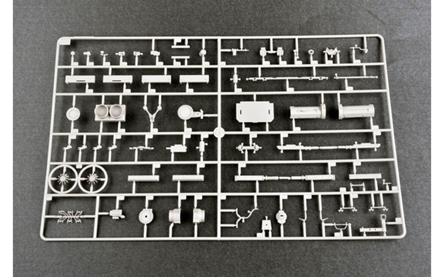 DPRK Hwasong-5, Short Range Tactical Ballistic Missile - Trumpeter ...