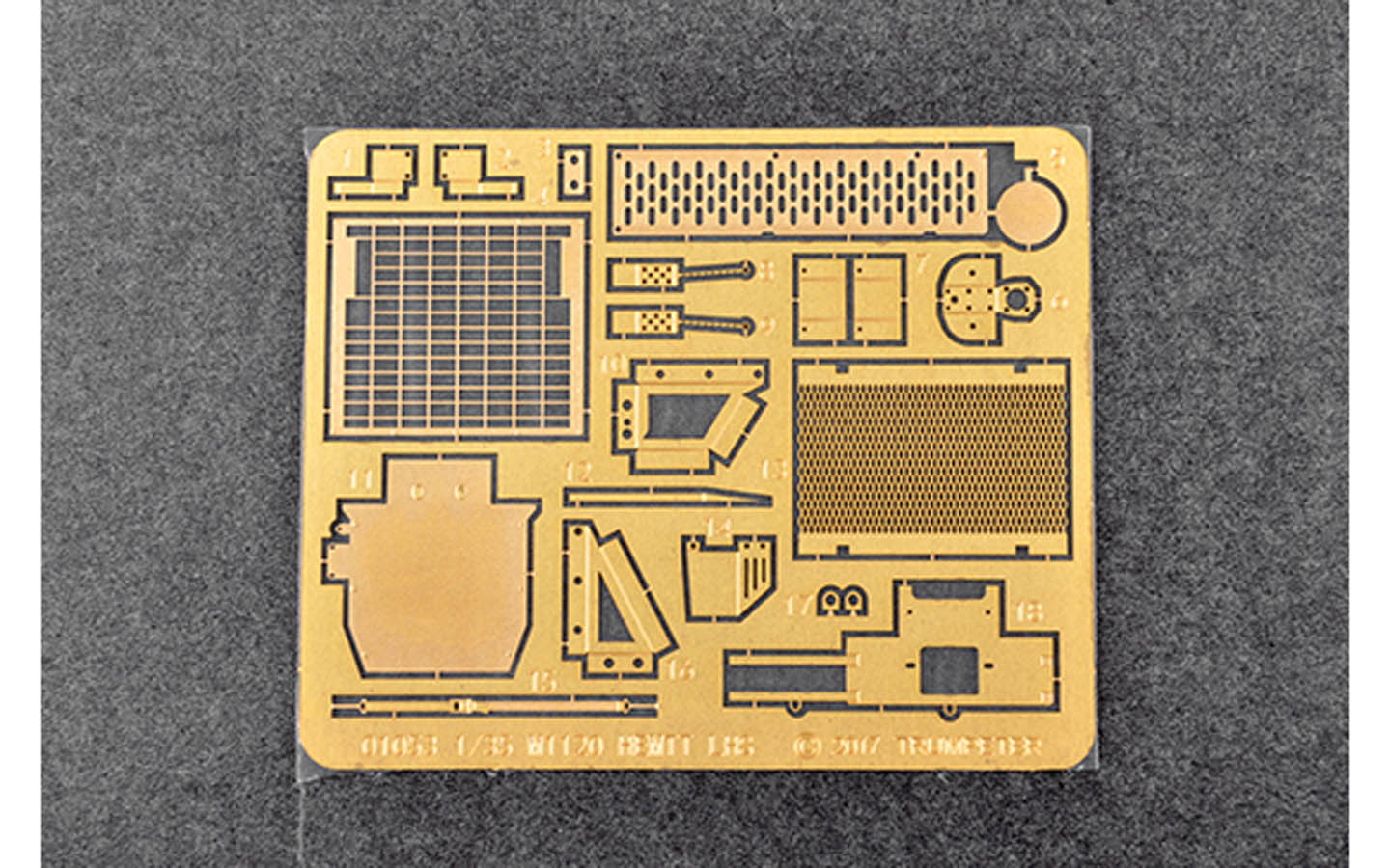 HEMTT M1120 Container Handling Unit (CHU) - Trumpeter 01064 ...