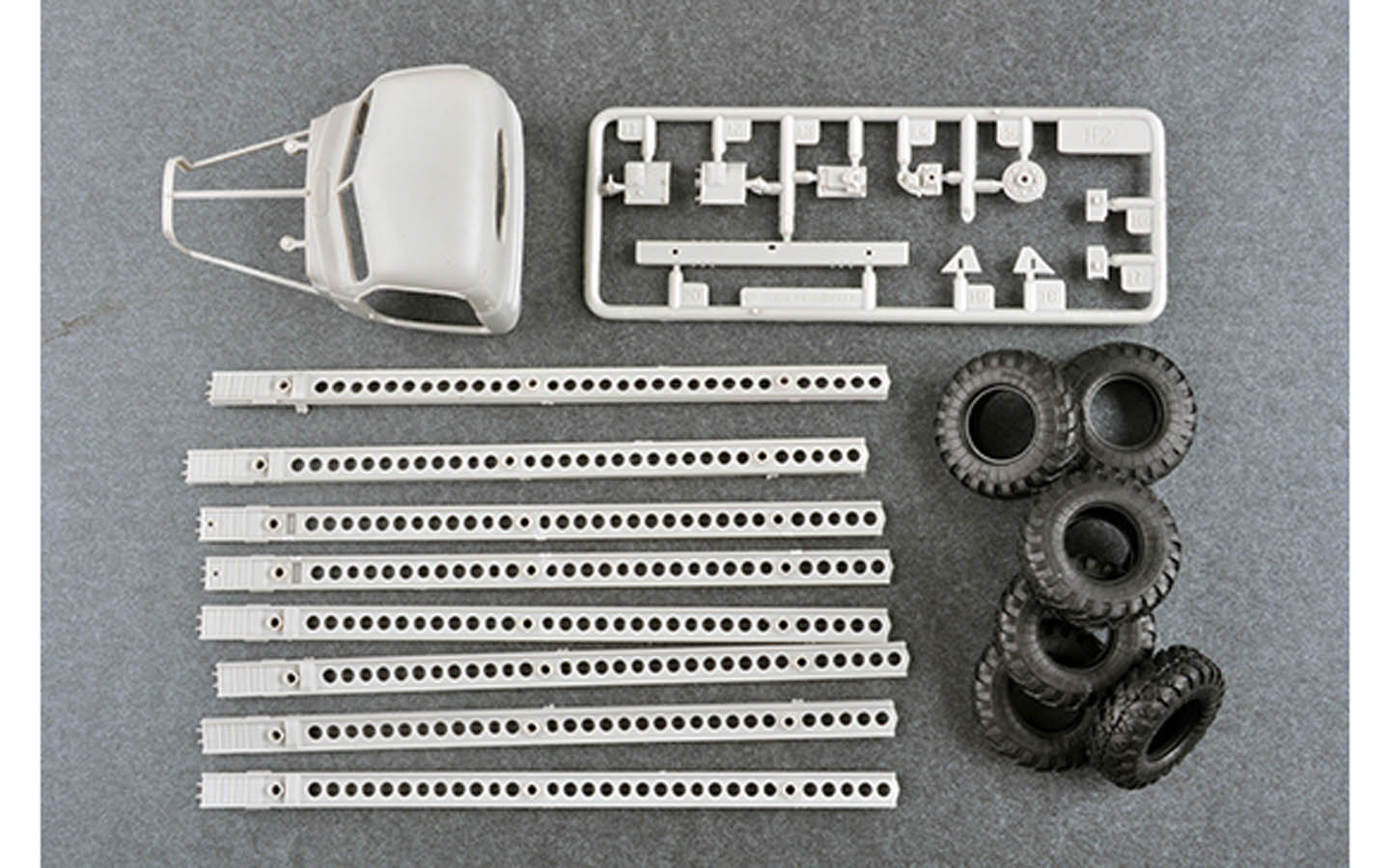 Soviet 2B7 Multiple Rocket Launcher BM-13 NM - Trumpeter 01075 ...