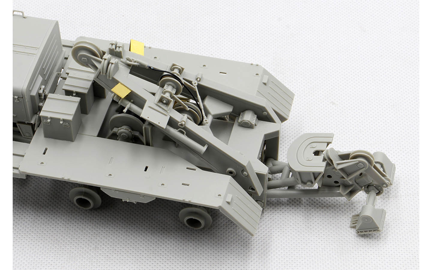 KET-T Recovery Vehicle Based on MAZ537 Heavy Truck - Trumpeter 01079 ...