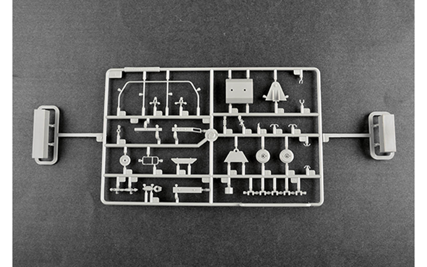KET-T Recovery Vehicle Based on MAZ537 Heavy Truck - Trumpeter 01079 ...