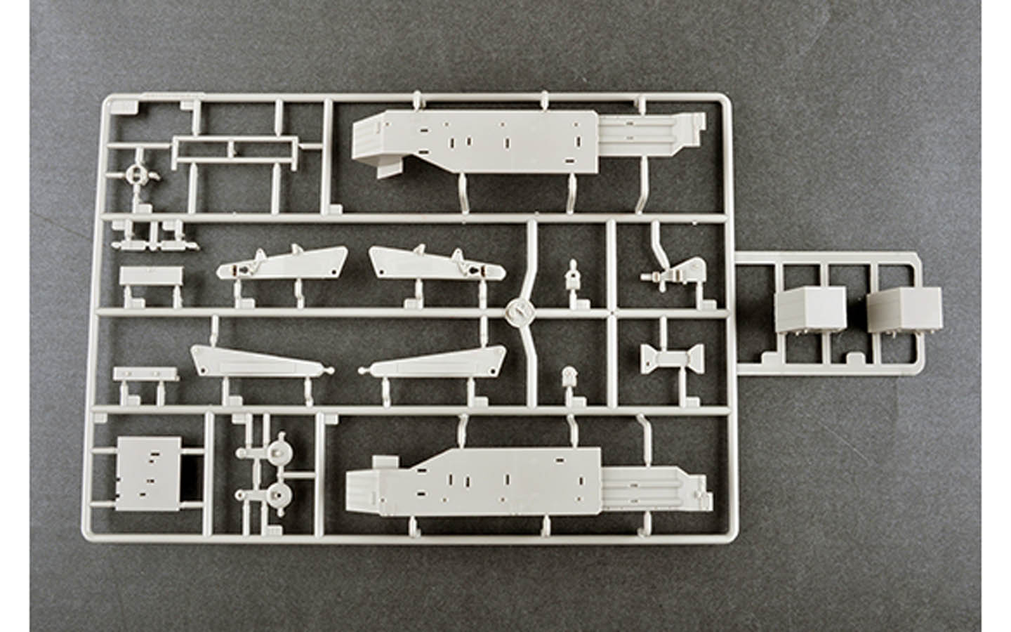 KET-T Recovery Vehicle Based on MAZ537 Heavy Truck - Trumpeter 01079 ...