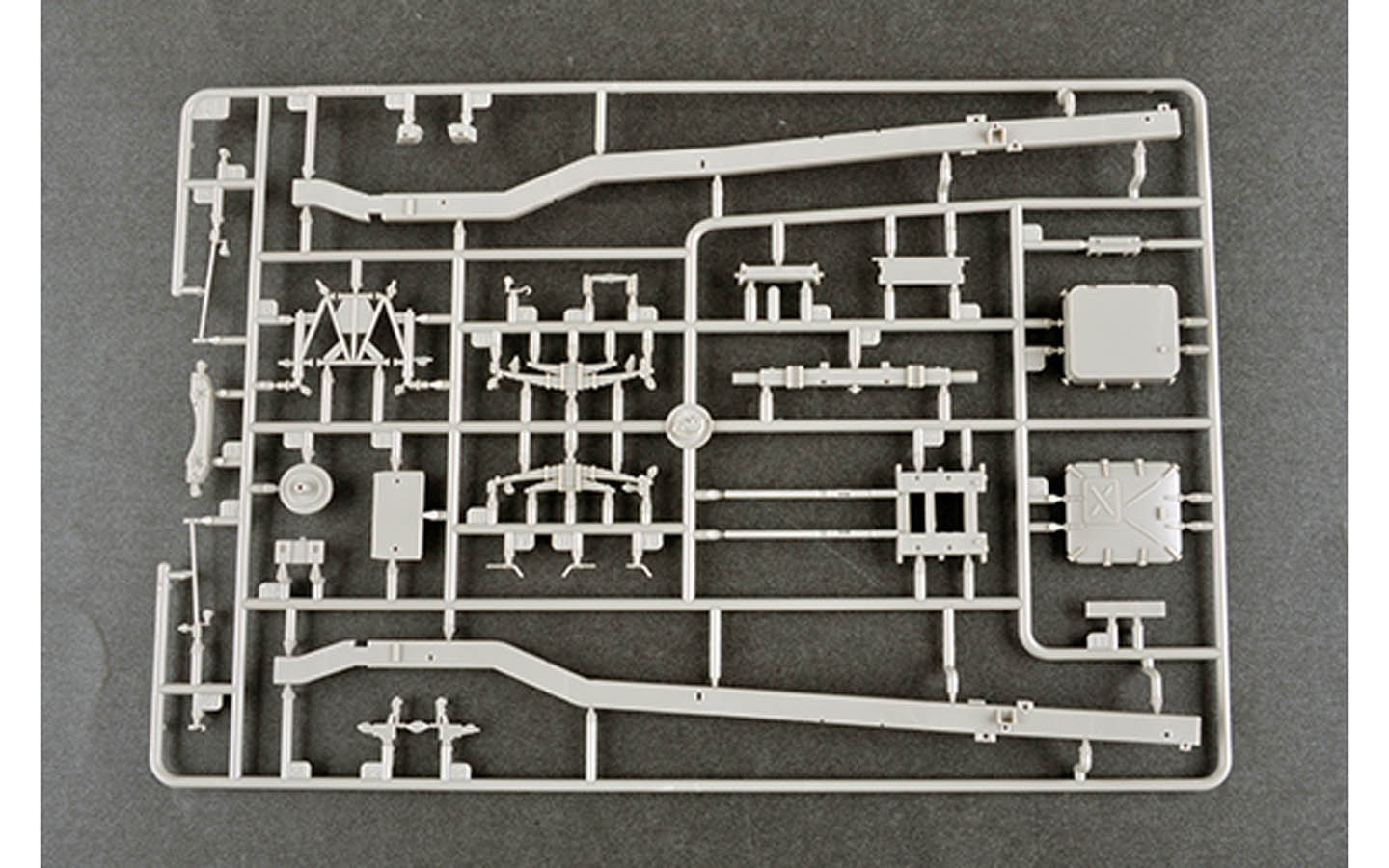 Soviet Zil-131V Tow 2T3M1 Trailer with 8K14 Missile - Trumpeter 01081 ...