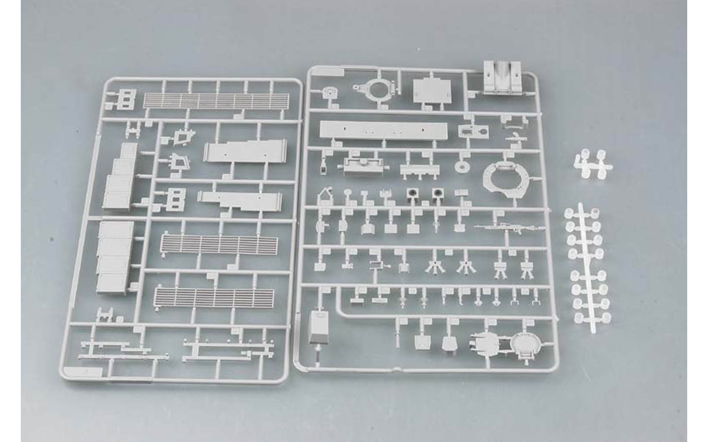 British Challenger 2, Enhanced Armour - Trumpeter 01522 | kingshobby.com