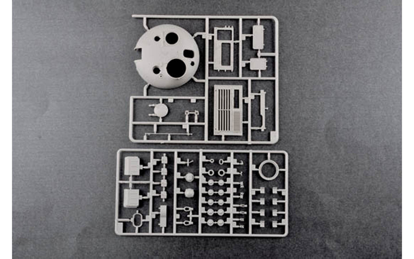 Russian T-62 Model 1960 - Trumpeter 01546 | kingshobby.com