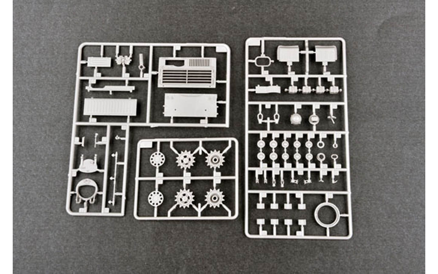 Russian T-62 BDD Model 1984 (Model 1962 Modification) - Trumpeter 01553 ...