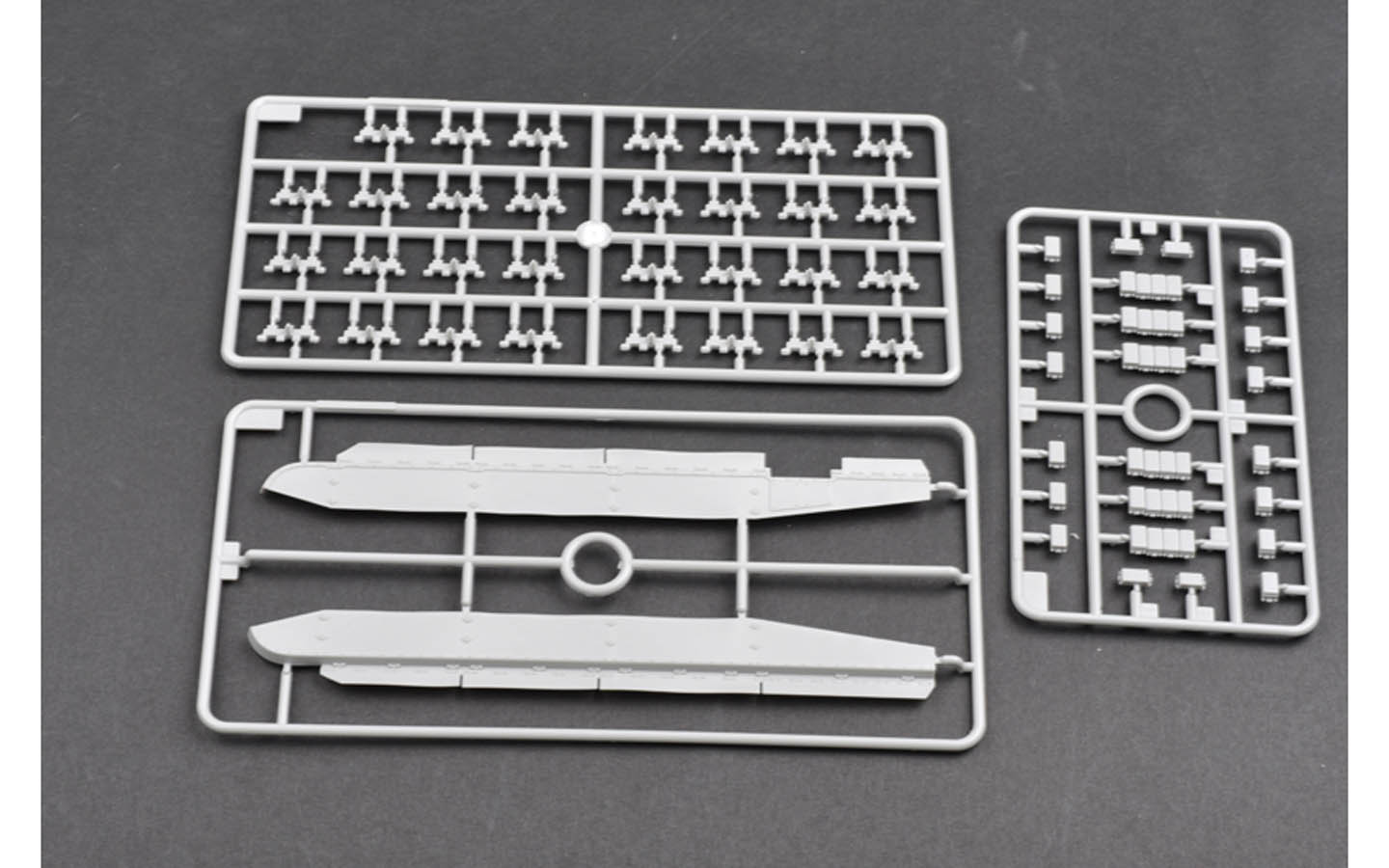 Russian T-62 ERA (Model 1972) - Trumpeter 01556 | kingshobby.com