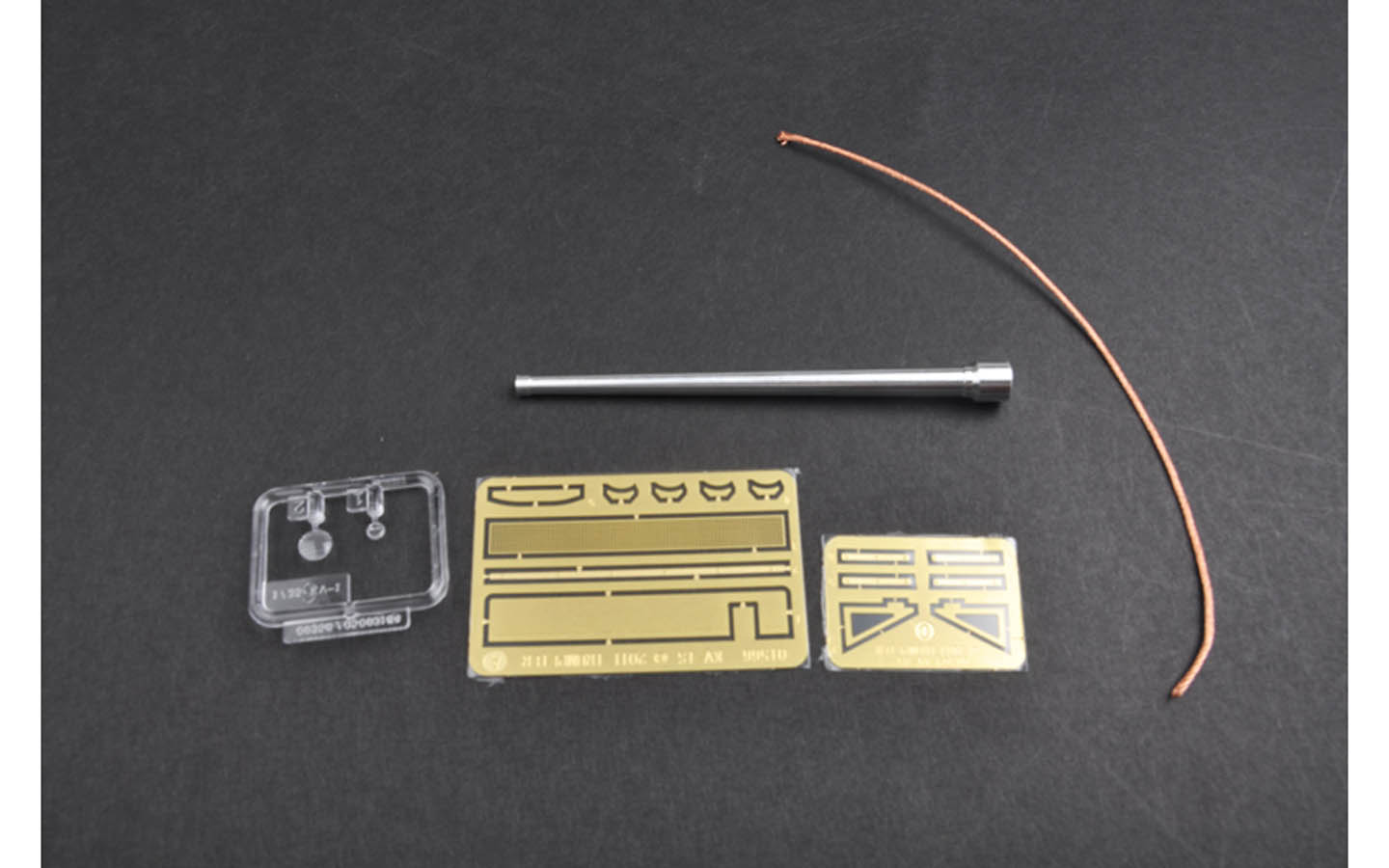 Soviet KV-85 Heavy Tank - Trumpeter 01569 | kingshobby.com