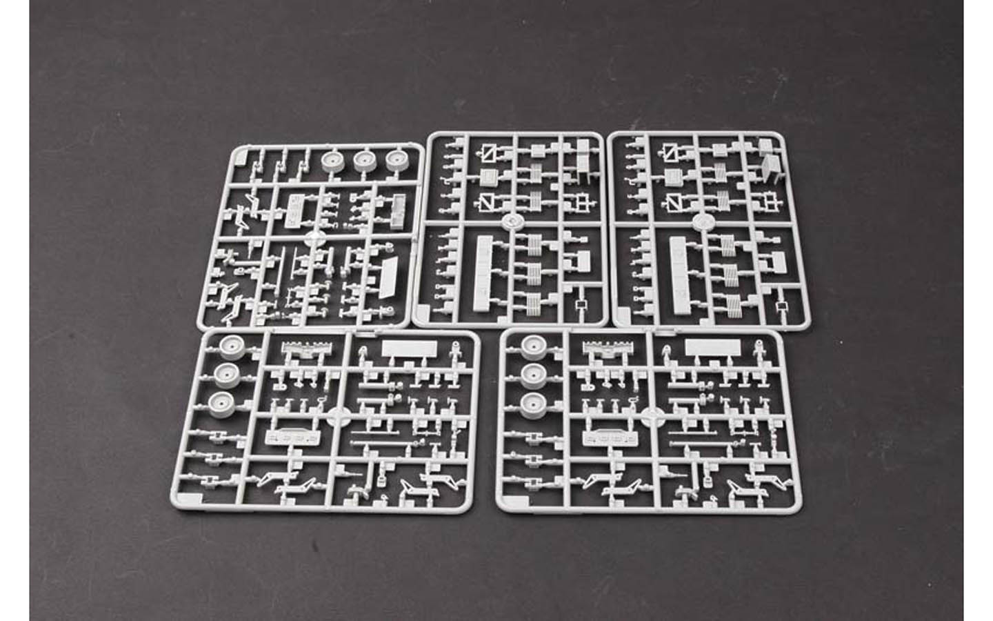 M1132 Stryker ESV, Engineer Squad Vehicle w/LWMR-Mine Roller/SOB ...