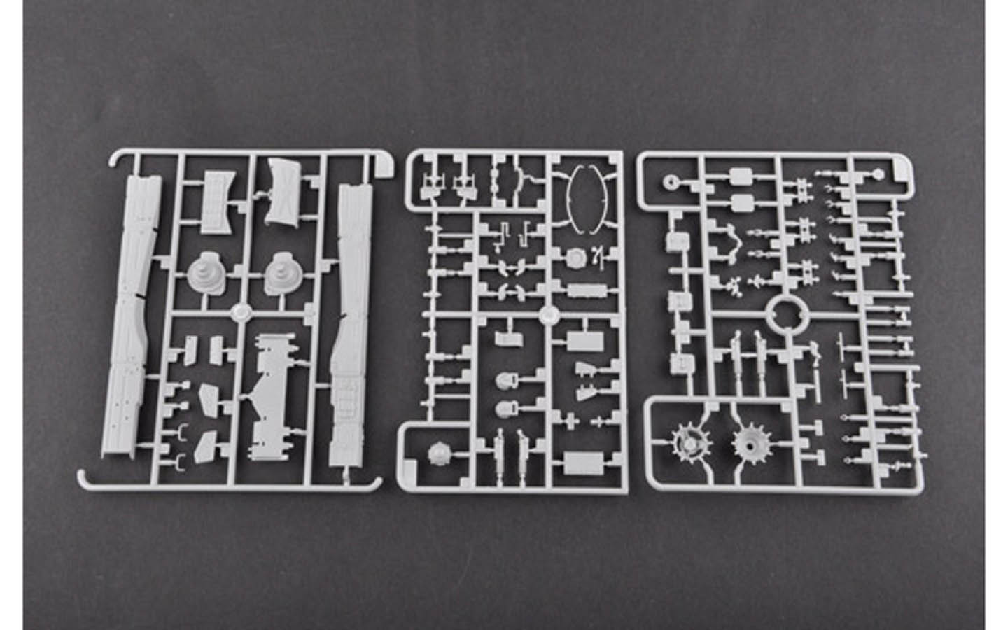 Soviet T-64A Model 1981 - Trumpeter 01579 | kingshobby.com