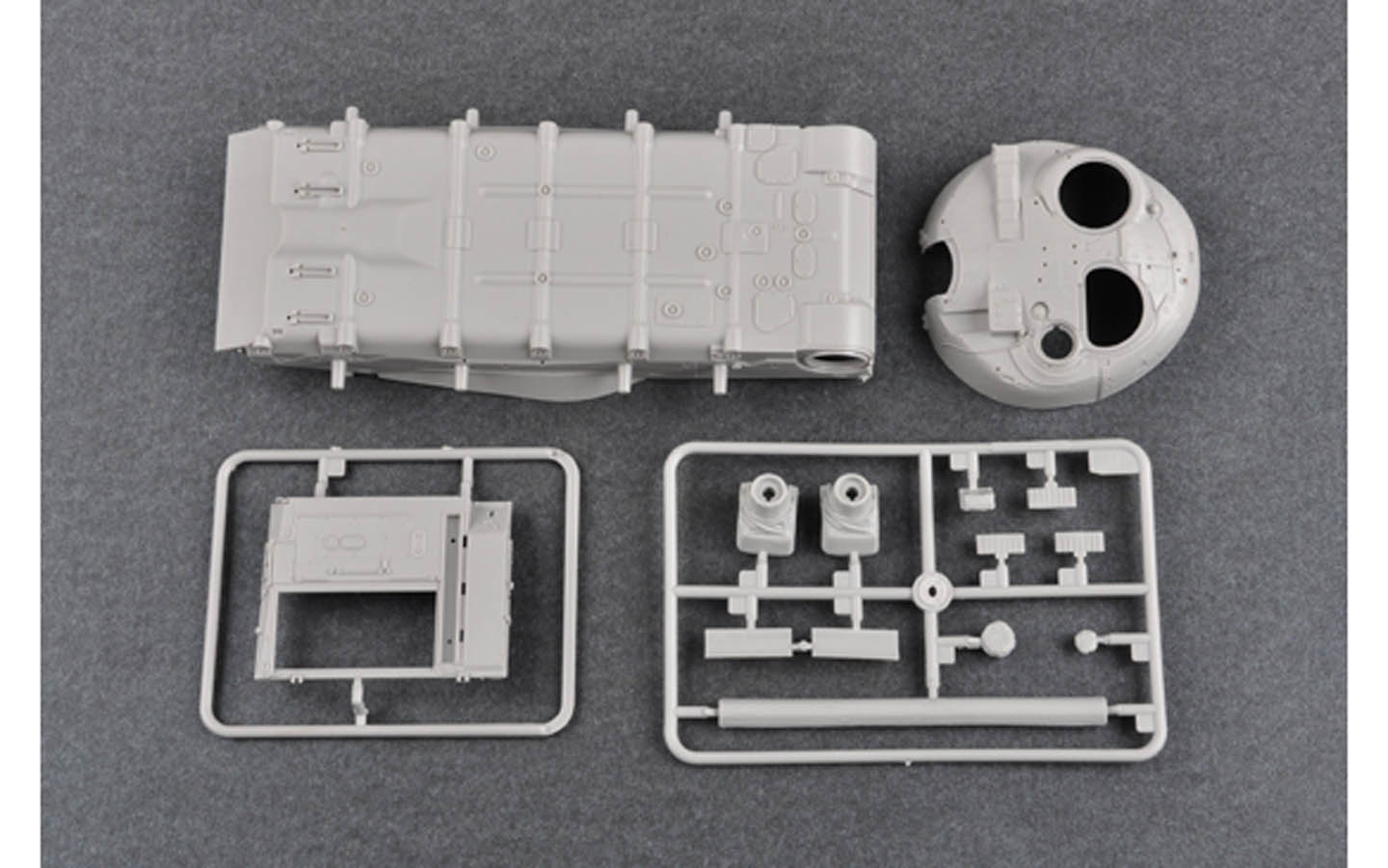 Soviet T-64AV Model 1984 - Trumpeter 01580 | kingshobby.com