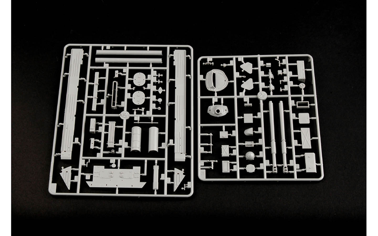 Russian ASU-85, Airborne Self-Propelled Gun Model 1970 - Trumpeter ...