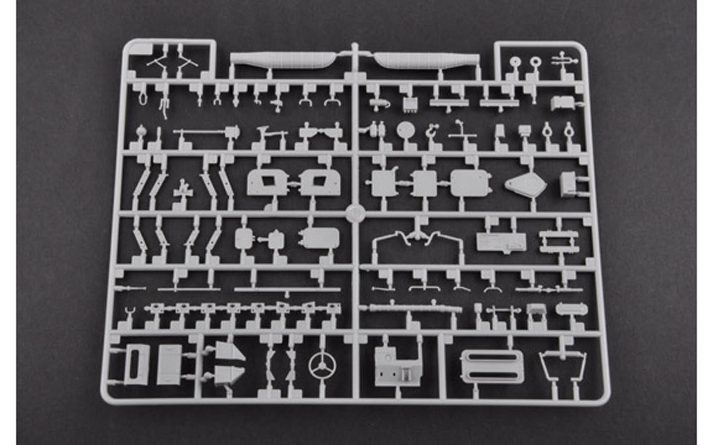 Russian BTR-80 APC - Trumpeter 01594 | kingshobby.com