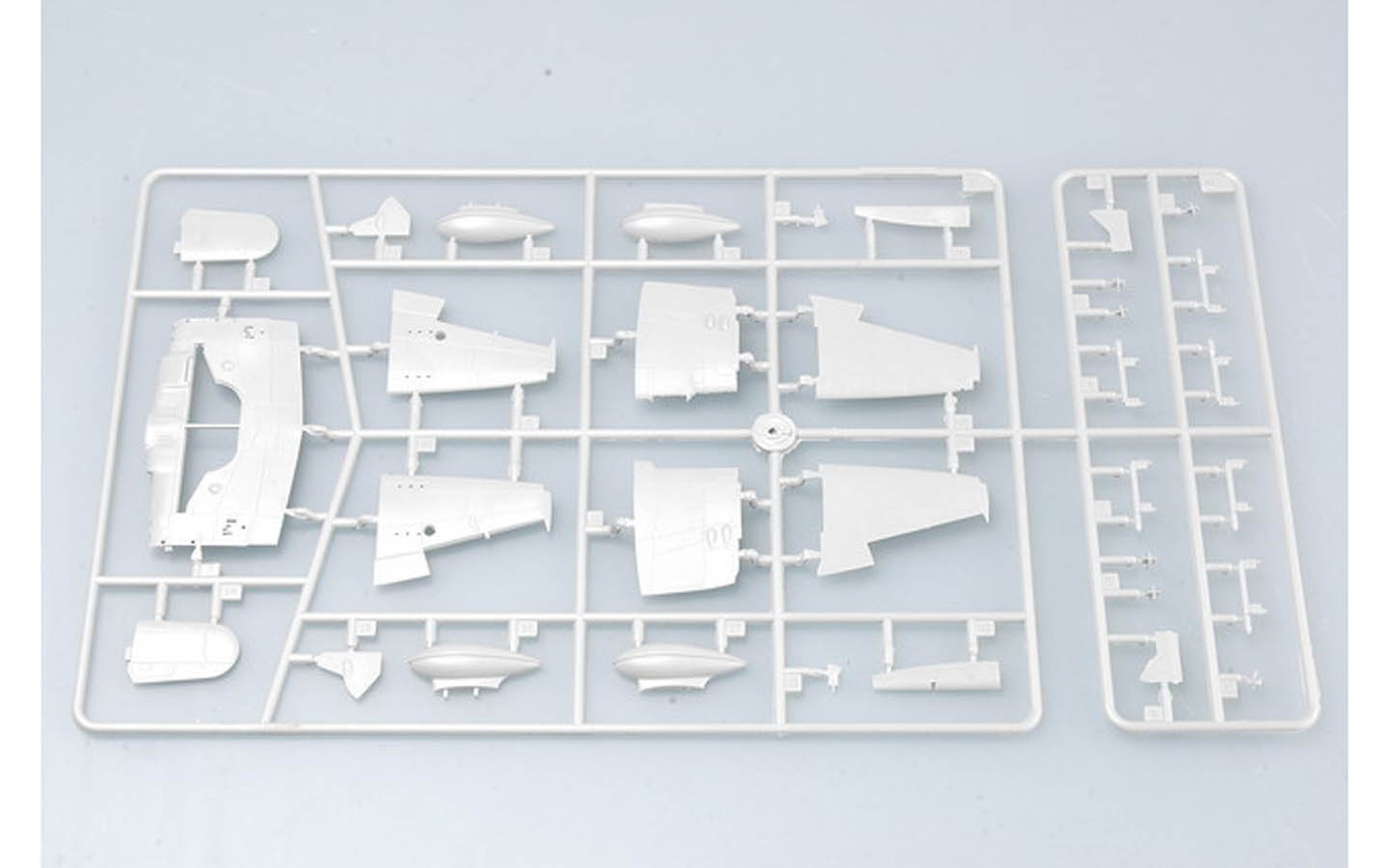 Hawker, Sea Fury, FB.11 - Trumpeter 01631 | kingshobby.com