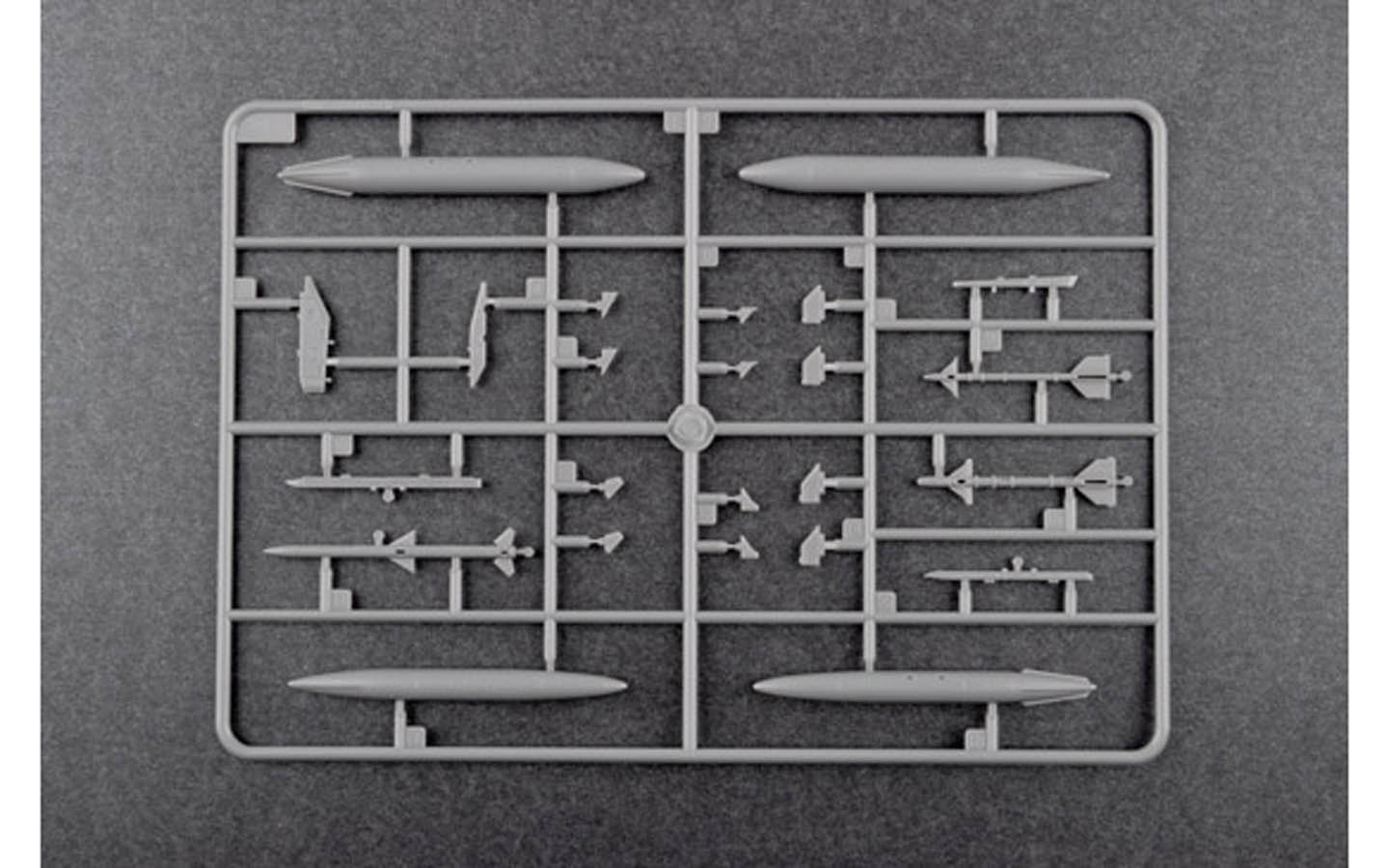JH-7A Flying Leopard - Trumpeter 01664 | kingshobby.com