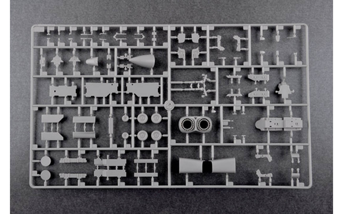 JH-7A Flying Leopard - Trumpeter 01664 | kingshobby.com